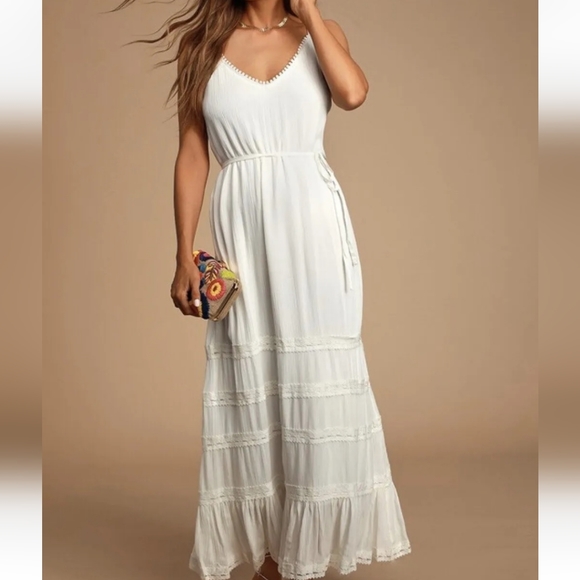 Lulus | Dresses | Lulus White Maxi Tiered | Poshmark